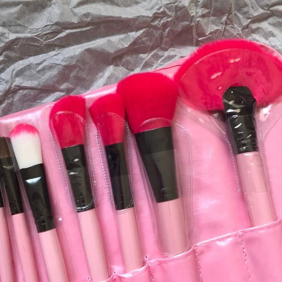 Makeup | Complete Makeup Brush Set 24 Pieces W Travel Case | Poshmark